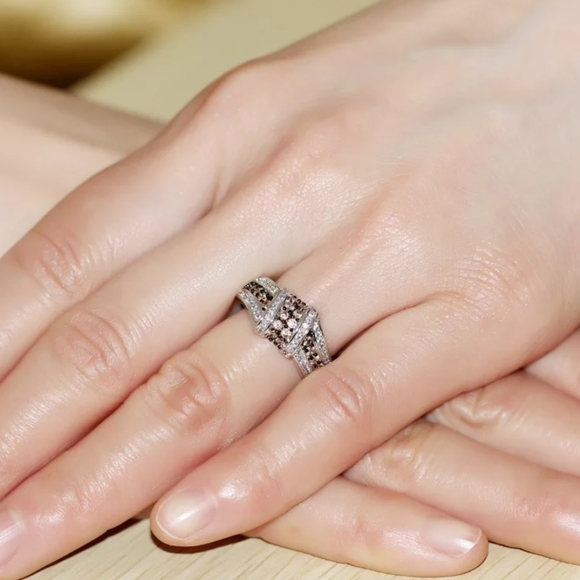 everrealli | Jewelry | 8k Brown Chocolate White Vanilla Diamond Ring ...